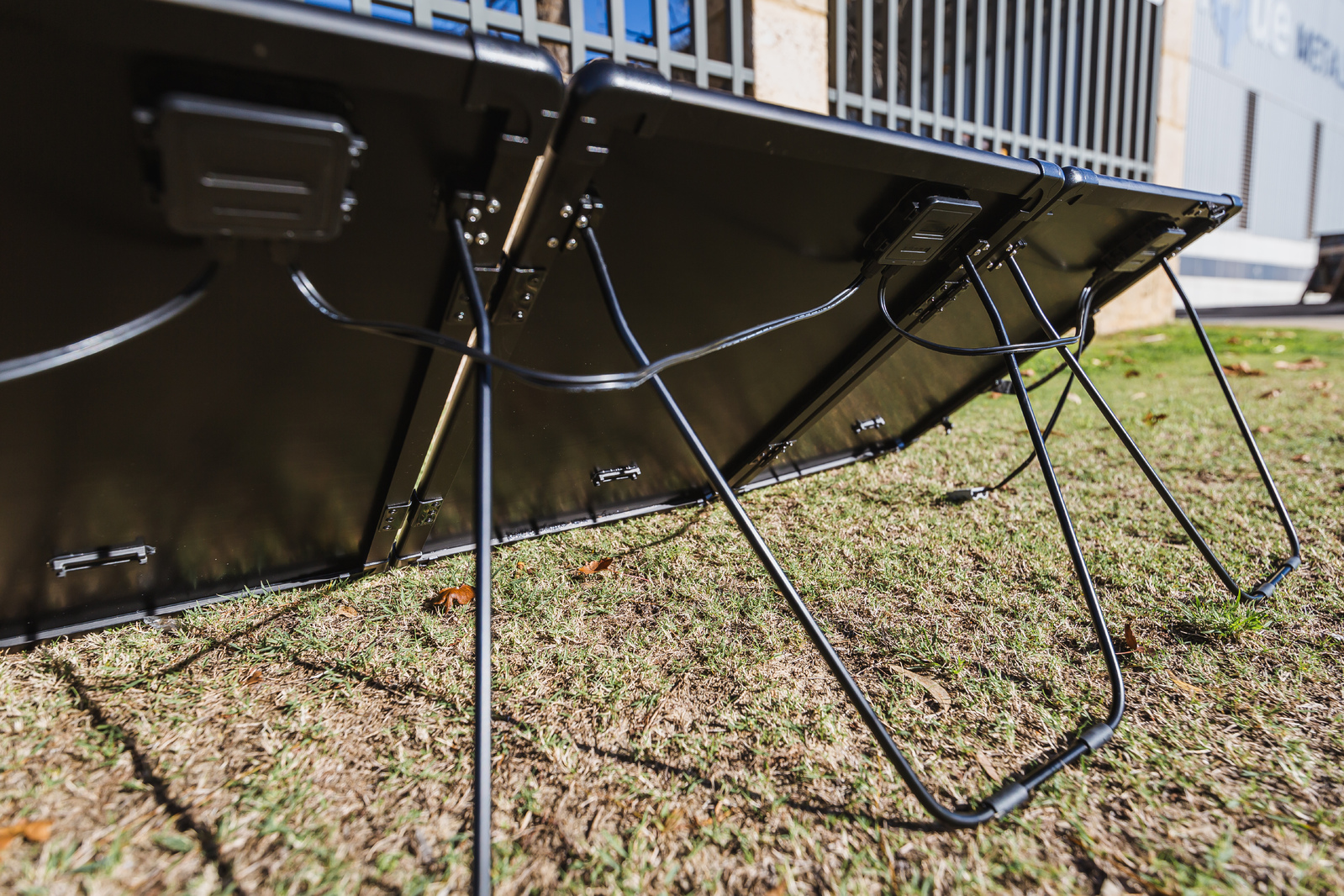 AllSpark Quad fold 200w Portable Folding Solar panel | Offroad Living